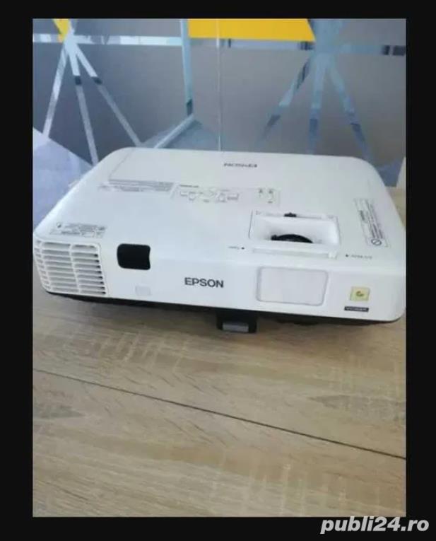 Videoproiector EPSON EB-1940W Sector 4 - Electronice - Publi24.ro