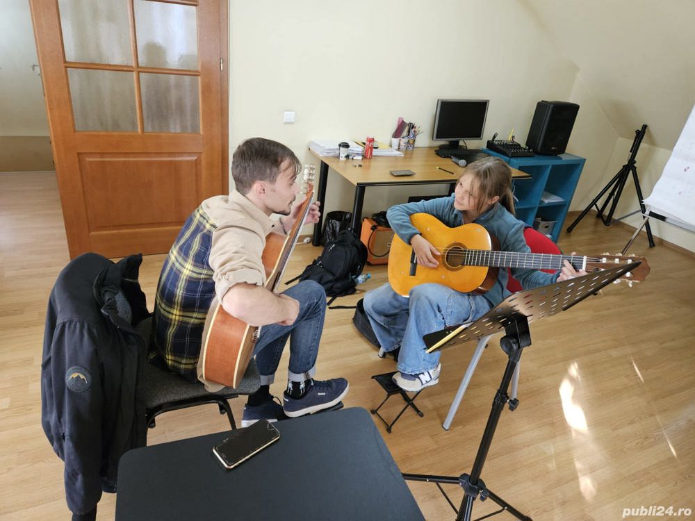 Cursuri chitara boem club Sector 5 - Servicii