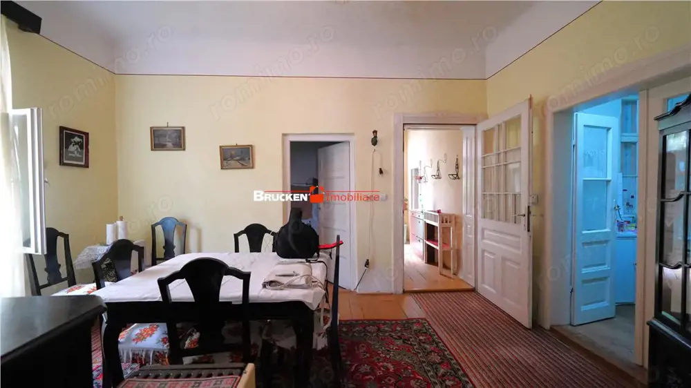 OPORTUNITATE ULTRACENTRALA | CASA CU TEREN 352 MP Oradea - Imobiliare