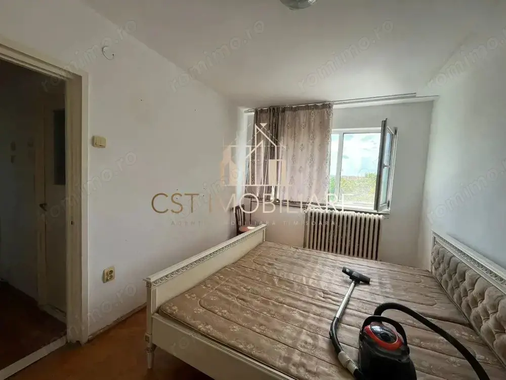 Vand apartament 2 camere cam. 52 mp Etaj 4 numar niveluri 5 Girocului ...