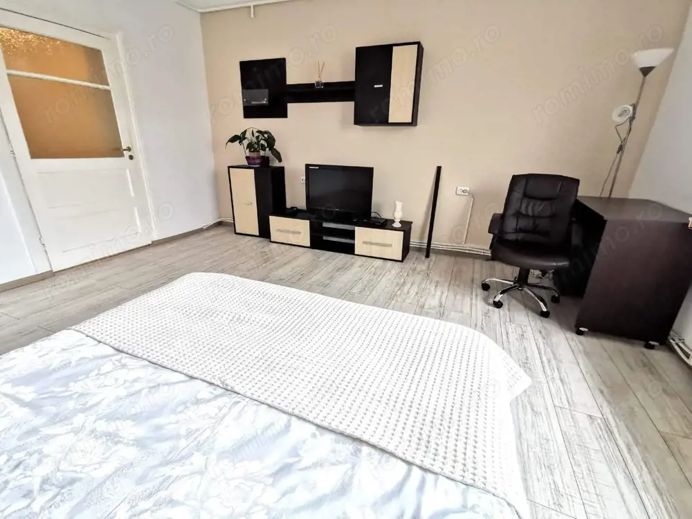 Casa cu 2 camere si curte - zona Mehala Timisoara - Imobiliare