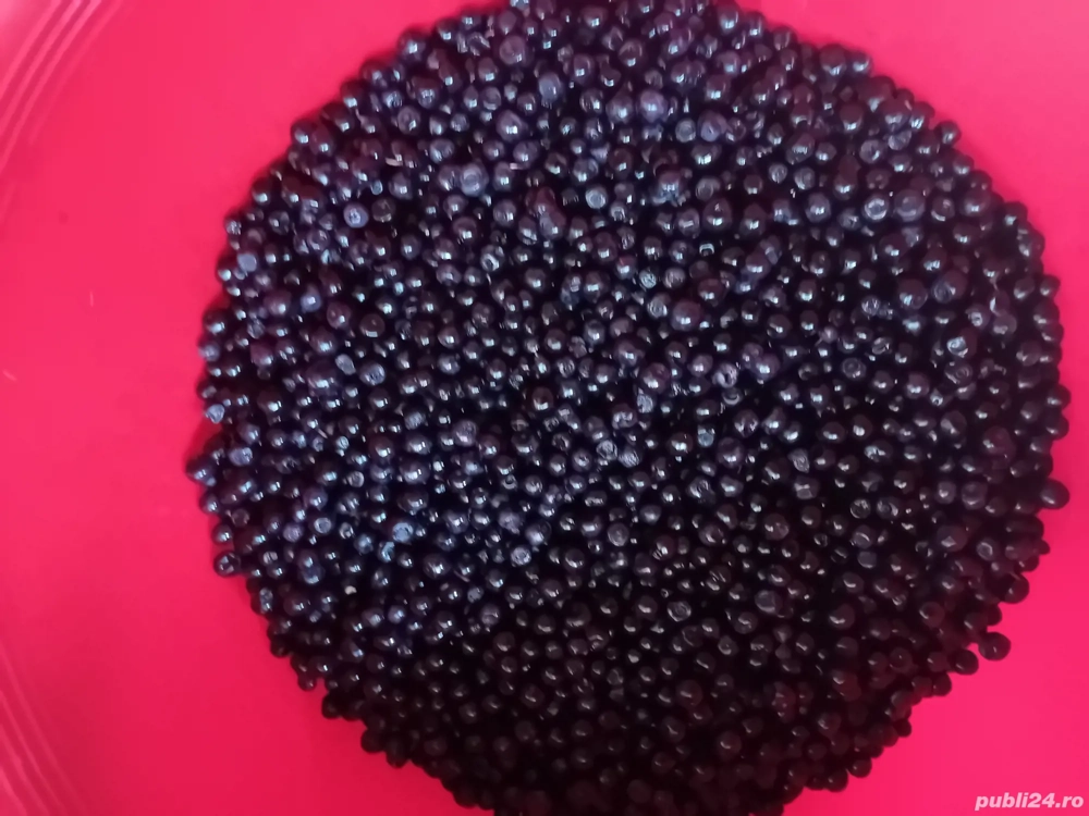 Vind afine merisoare si smeura la un pret acceptabil sunati ptr comenzi ...