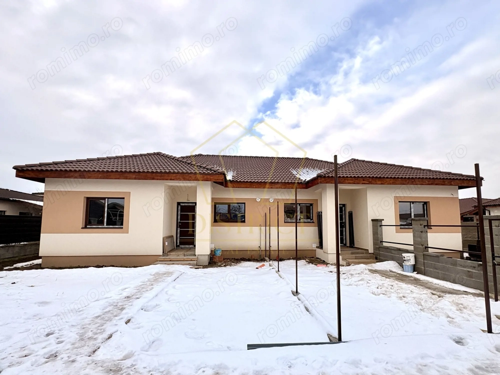 Duplex superb cu 3 camere | Mosnita Noua | Valery 3 Mosnita Noua ...