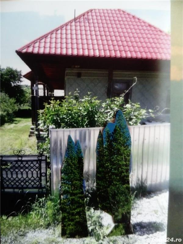 Vand casa la tara 85 mp • Barsanesti Bacau