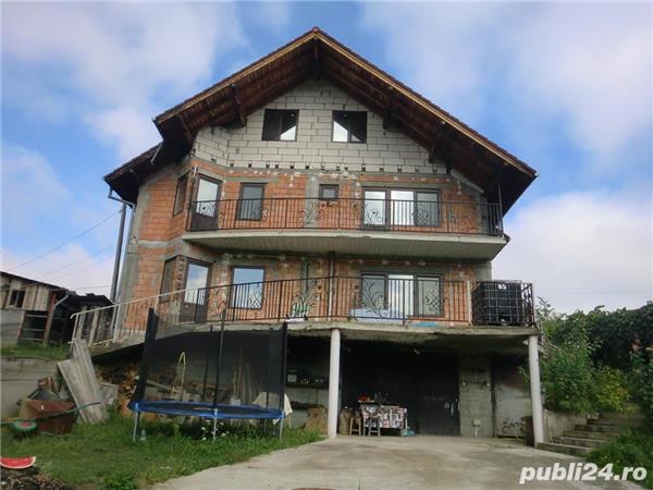 Vand casa 4 cam. 284,0 mp numar niveluri 2 • Aldesti Valcea - Publi24