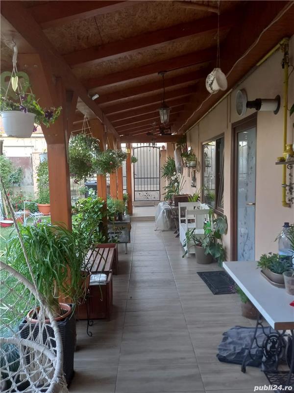 casa ideala pentru doua familii zona linistita in apropiere de Lotus Oradea