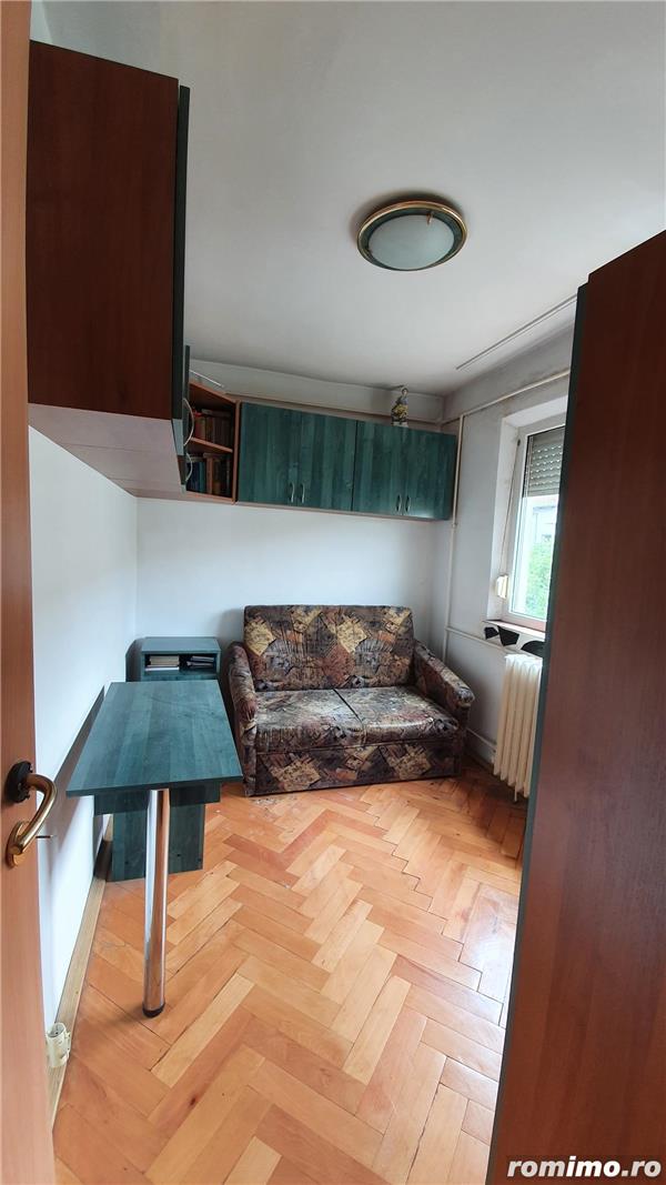 Vand apartament 3 camere cam. 52 mp Girocului • Timisoara Timis