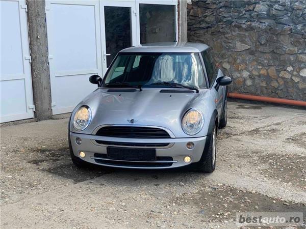 Vand Mini Cooper 2005 Benzina 1598 cmc Neavariata • Arad, Arad