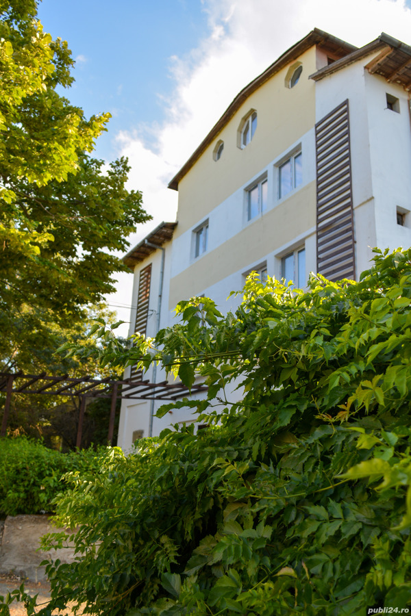 Vand pensiune 480 mp • Eforie Sud, Constanta