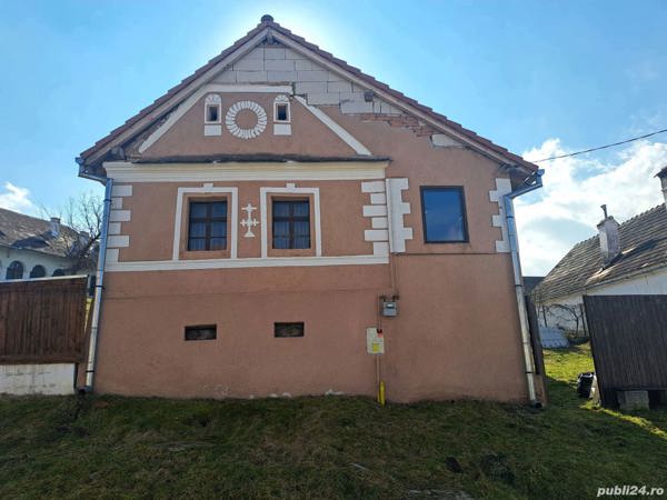 Vand casa la tara 81,0 mp • Sasaus Sibiu - Publi24