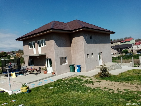 Vand casa 310,0 mp • Techirghiol Constanta - Publi24