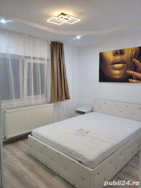 Inchiriez apartament 2 camere cam. Semidecomandat, 52 mp Etaj 1 Circumvalatiunii • Timisoara Timis