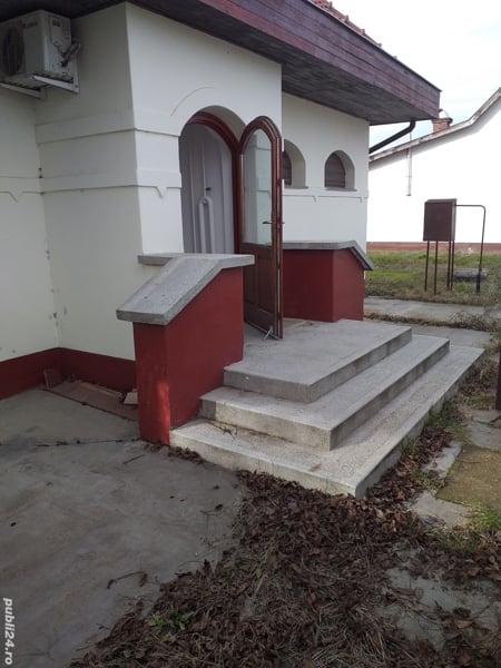 Vand casa 3 camere cam. 120 mp • Timisoara Timis