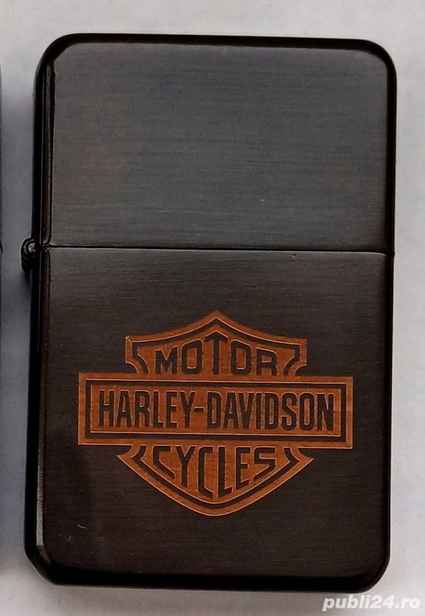 Bricheta tip Zippo,logo Harley Davidson Radauti - Timp liber si sport