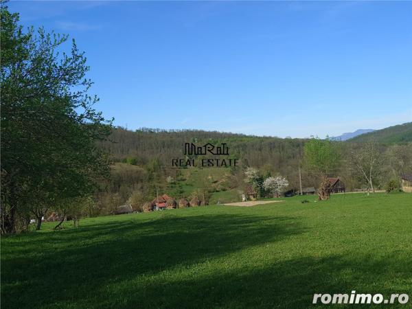 Vand teren intravilan 3307 mp front stradal 120 • Luncoiu de Jos, Hunedoara