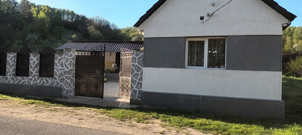 Vand casa 4 cam. 1500,0 mp • Zolt Timis - Publi24