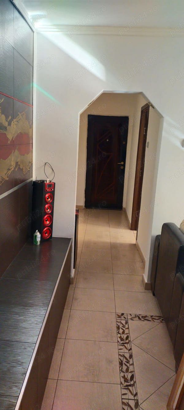 Vand apartament 60,0 mp • Bals Olt