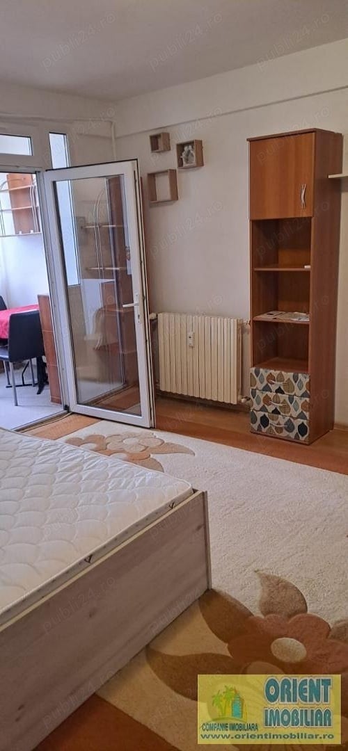 Inchiriez garsoniera Decomandat, 38,0 mp, Etaj 4 Far • Constanta Constanta