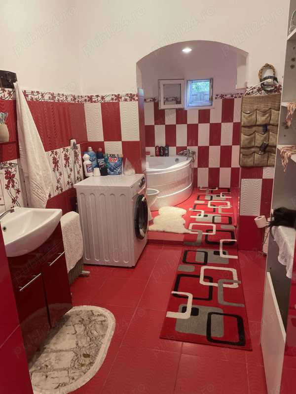 Vand casa la tara 1700.0 mp • Grabat Timis