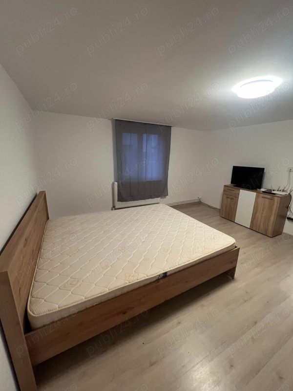 Inchiriez garsoniera 35,0 mp, Giulesti • Sector 6, Bucuresti