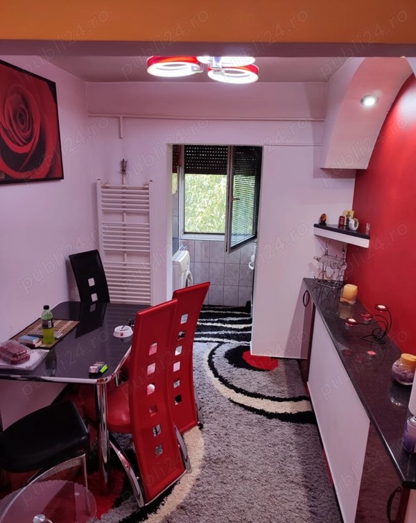 Vand apartament 3 camere cam. 58 mp Girocului • Timisoara Timis