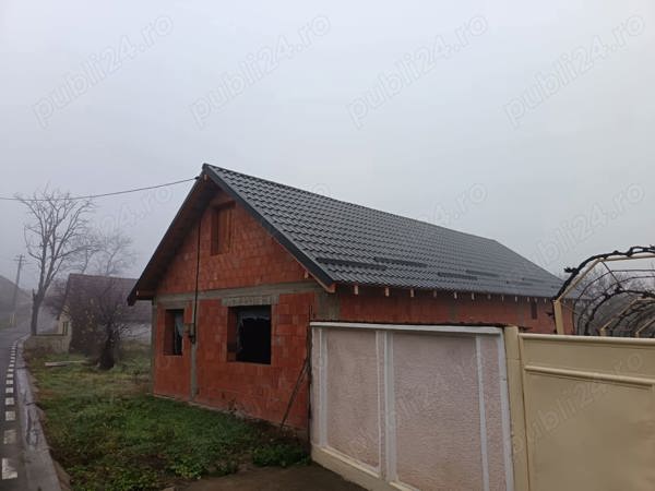 Vand casa 3 camere cam. 120 mp numar niveluri 1 • Vinga Arad