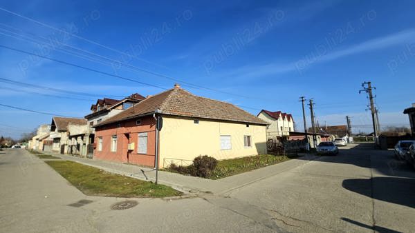 Vand casa 2 camere cam. 64 mp • Deta Timis