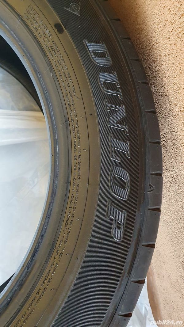 Vând anvelope vara 235/60r18 Rosu - Auto moto