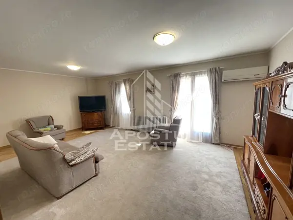 Vand casa 250 mp Girocului • Timisoara Timis