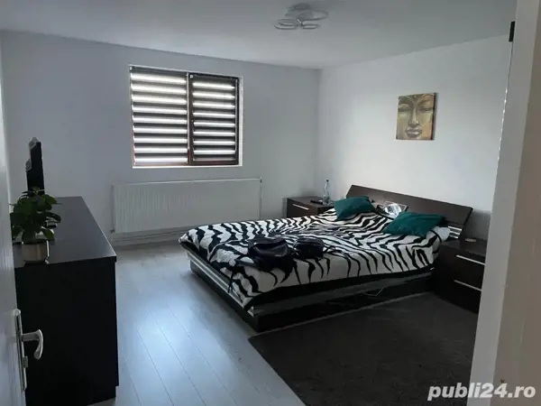 Vand casa la tara 3 camere cam. 120 mp numar niveluri Parter ...