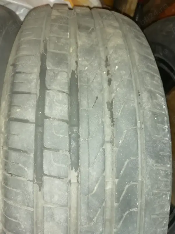 Vând anvelope vara Pirelli P7 Cinturato 205/55/16 Pitesti - Auto moto