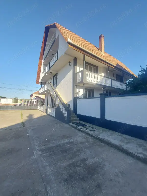 Vand Vila+Hala+Garaj+Cascada de Pesti!Piscina Ineu - Imobiliare