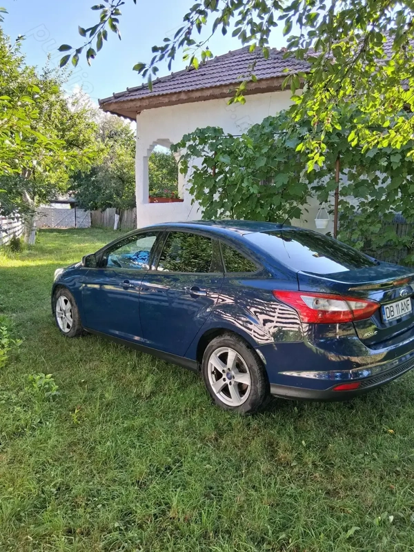 Ford Focus 2013, Dambovita, Moreni, Diesel, Albastru, 3 650 EUR