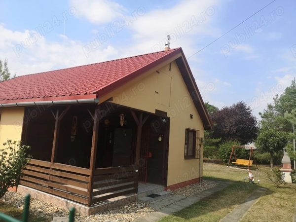 Vand casa de vacanta 3 camere cam. 600 mp numar niveluri P • Otvesti Timis