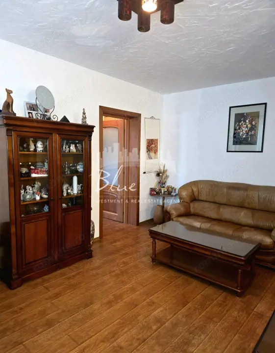 Vand apartament 2 camere cam. Semidecomandat, 48 mp Etaj 2 numar ...