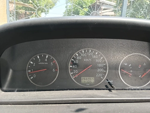 Vand Nissan X-trail 2005 Diesel 2184 cmc Neavariata • Lugoj, Timis