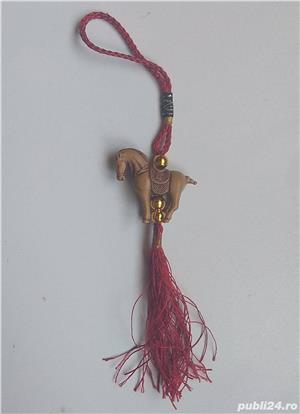 Breloc de colectie zodiaCal ciucure amuleta figurina cal zodie China ...