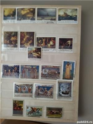 Vând clasor made in GDR,cu timbre vechi, diverse colecții. Sibiu - Timp ...