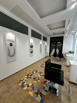 Inchiriez 2 scaune frizerie si 2 camere pentru masaj • The SPA ...