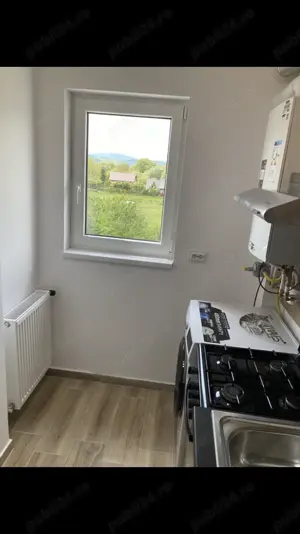 Inchiriez apartament Floresti