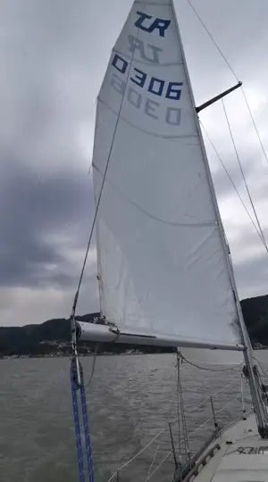 Barca cu vele (pânze), velier Tur 84 de 8.4 m din fibră de sticlă ...