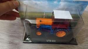 Macheta Auto Tractor UTB-650 Scara 1:43 Sector 4 - Timp liber si sport