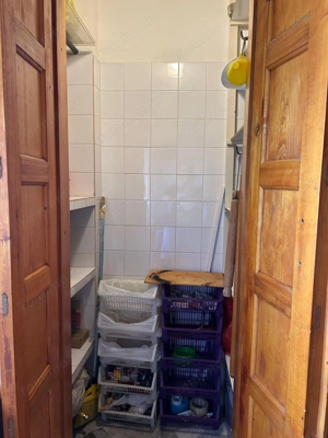 Vand apartament 3 camere cam. Decomandat, 65 mp Etaj 2 numar niveluri 7 ...