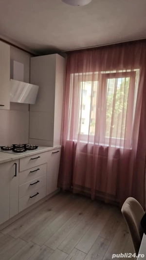 Vand apartament 1 camera cam. Decomandat, 33 mp Etaj 3 • Arad Arad