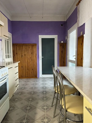 Vand casa individuala cu curte si gradina in Petrila Petrila - Imobiliare