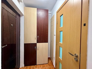 Inchiriez apartament 1 camera cam. Semidecomandat, 21 mp Etaj 5 Take ...