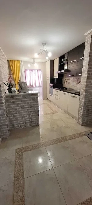 Inchiriez apartament 3 camere cam. Decomandat, 80 mp Parter Intersectia ...
