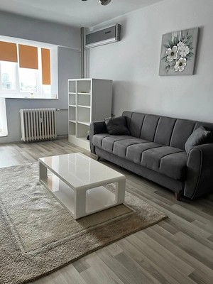 Inchiriez apartament 3 camere cam. Semidecomandat, 70 mp Etaj 3 ...